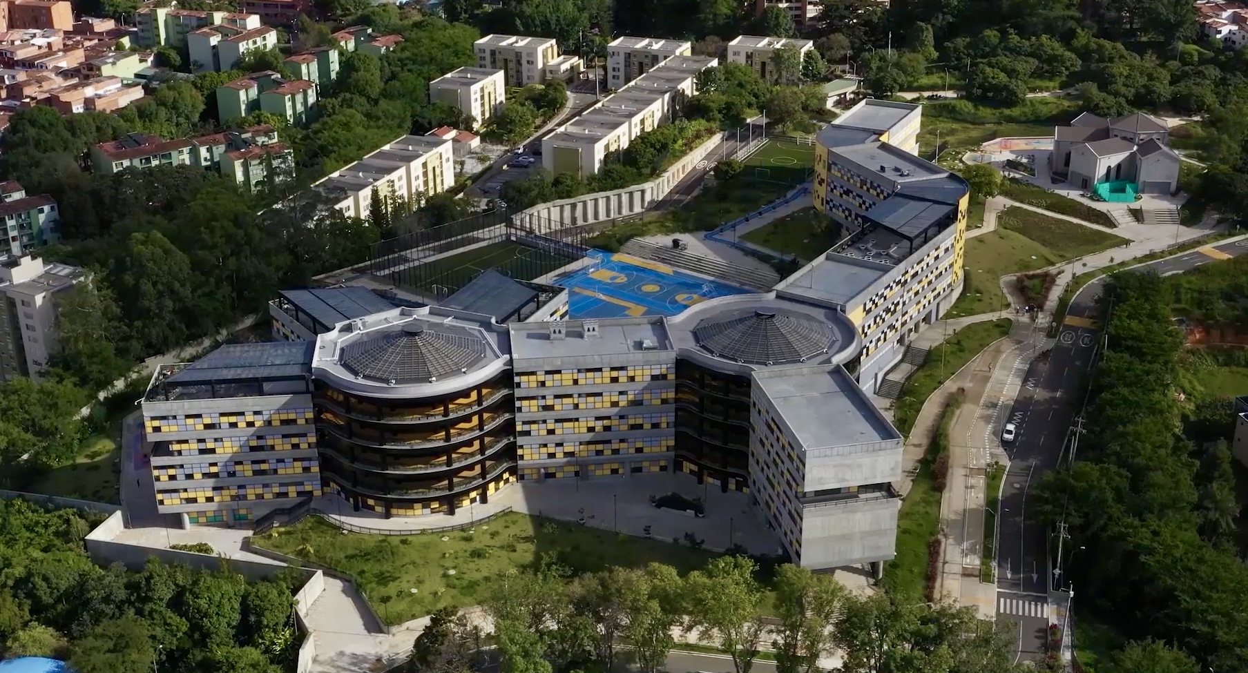 C4ta se viste de moda: La educación como epicentro de la industria de ...